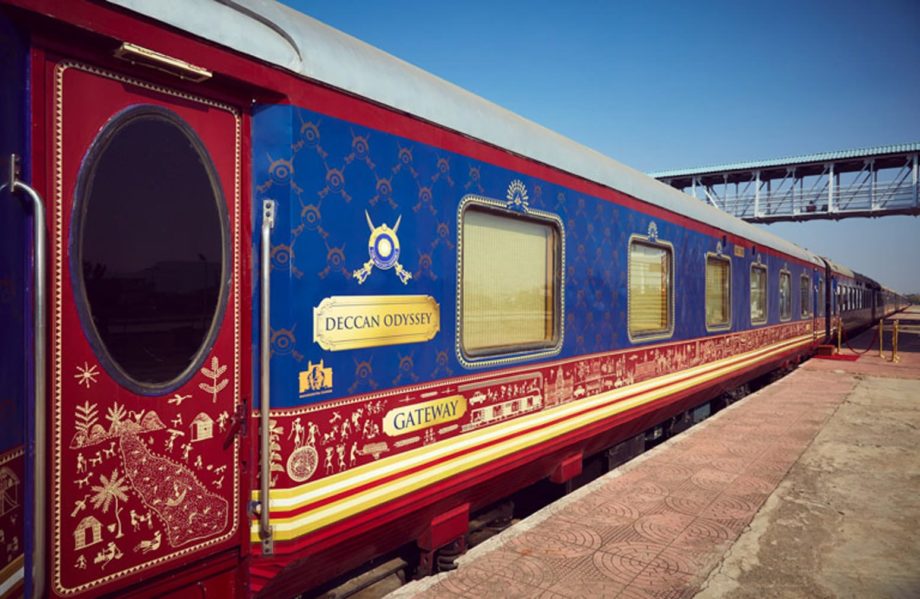 Darjeeling Mail: Mumbai to Kolkata by Luxury Deccan Odyssey Train | IRT