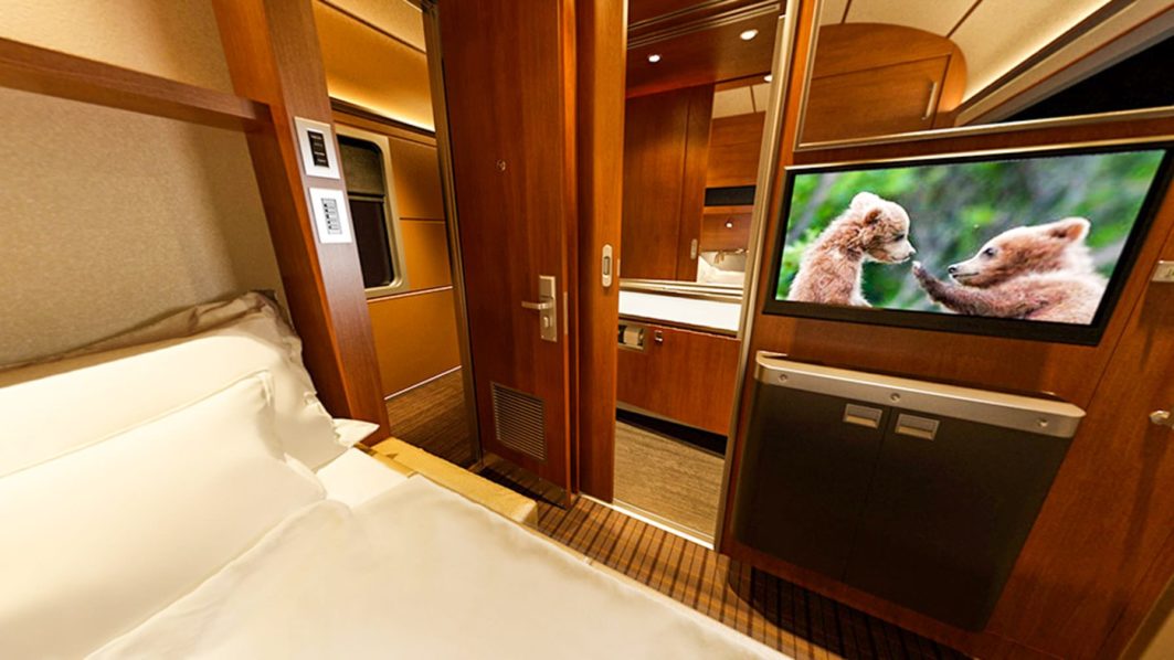 The Canadian - Society of International Railway Travelers